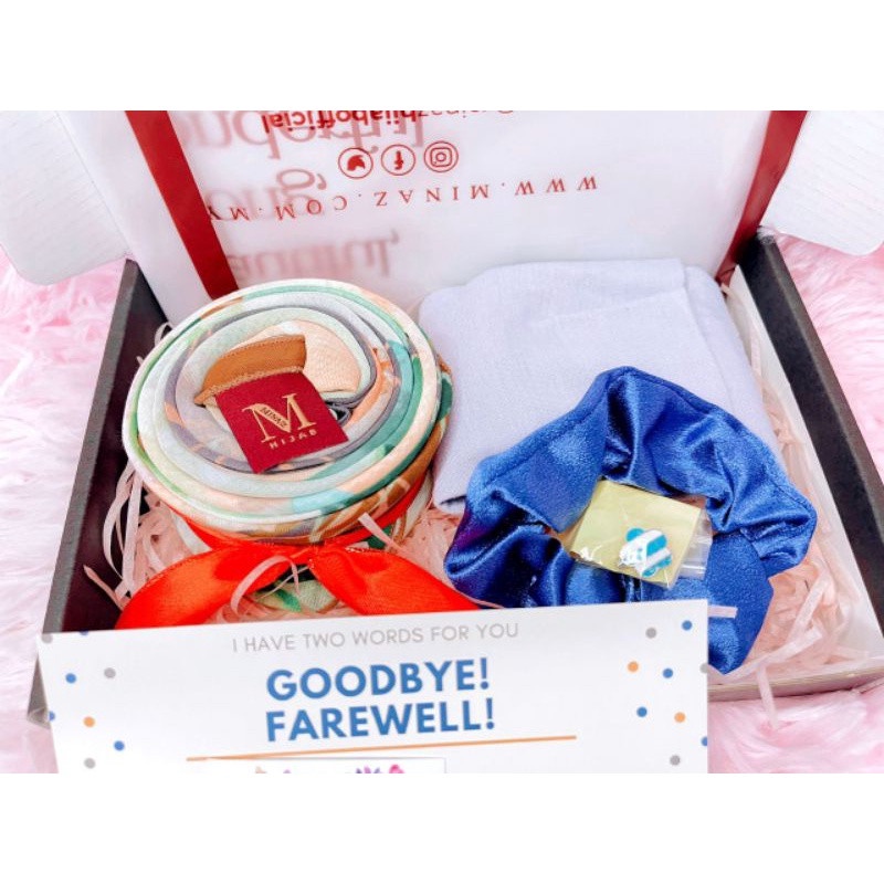 🎁Minaz Hijab Surprise Gift Box [SURPRISE BOX ONLY] 🎁| Birthday ...