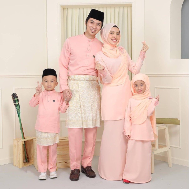 Family Set Raya 2024 . Sedondon Raya Ayah Ibu Anak . Selendang Lace ...