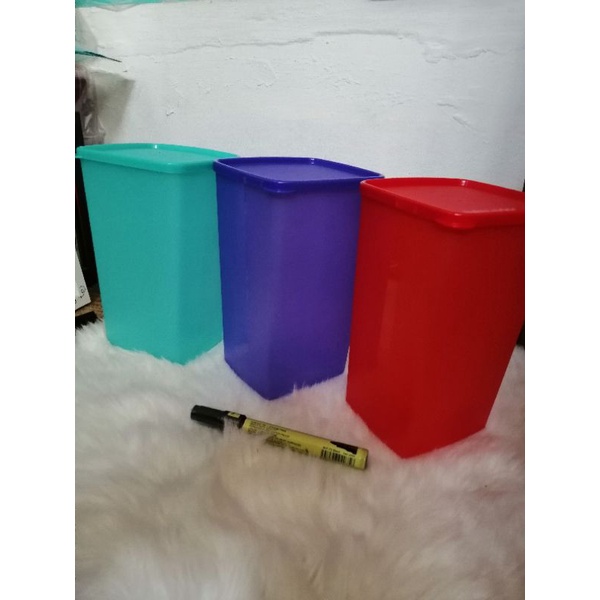 [1 PC OFFER] TUPPERWARE LARGE SQUARE ROUND 2L | Shopee Malaysia