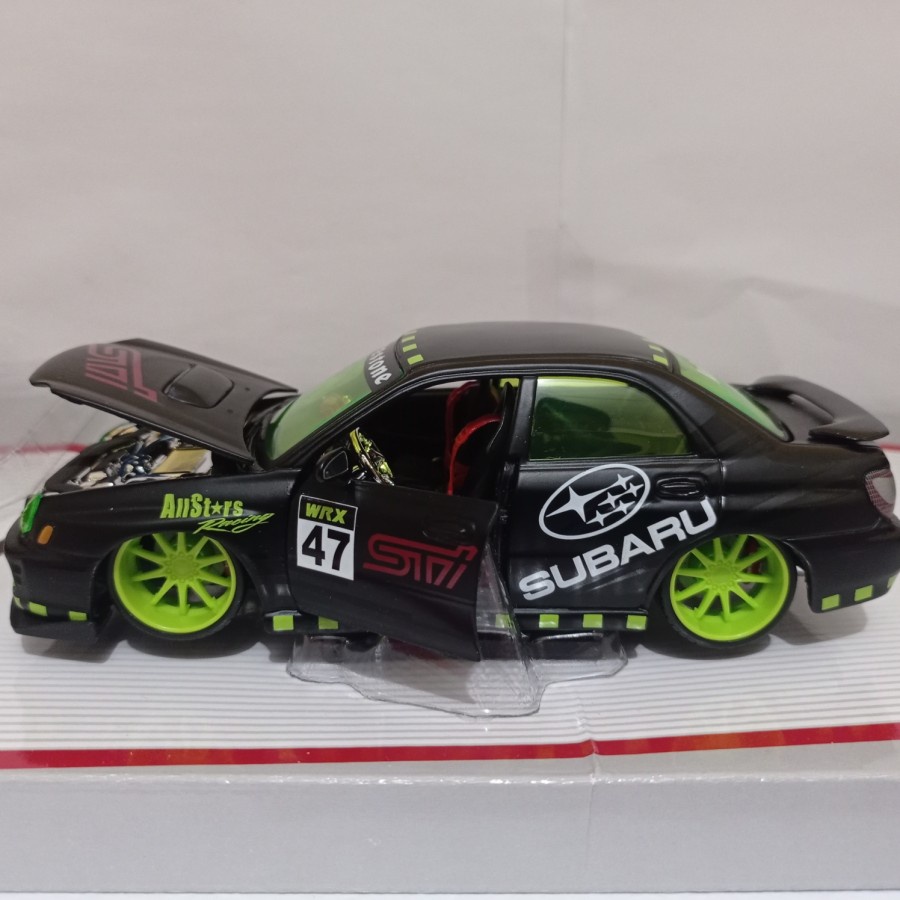 Diecast Subaru Impreza WRX Maisto 1:24 sport Car Toys Collection ...