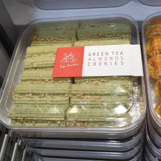 Top Cookie By Finest Bake Foods, Assorted Malaysian Local Cookies ...