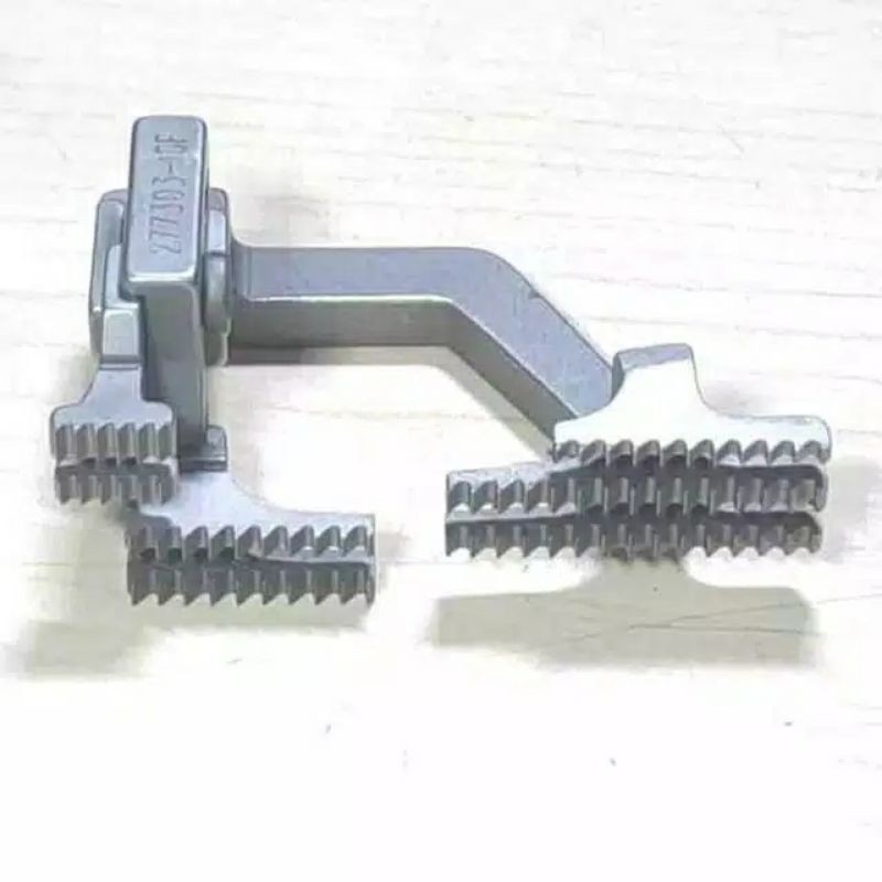 MESIN H204+d210+d207 Feed Dog 700K/teeth Siruba 700K Overlock Sewing ...