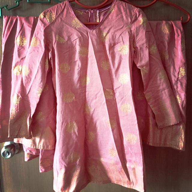 (2019 RAYA COLLECTION) Songket Benang Emas Baju Kurung Modern set ...