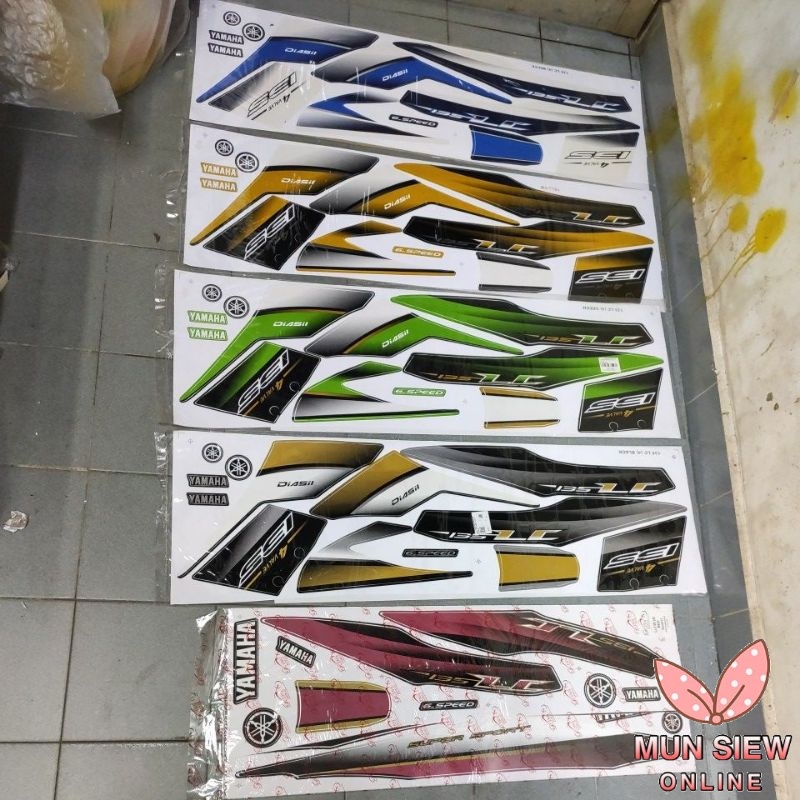 stiker body sticker stripe cover set yamaha lc135 lc 135 lc135 v1 (4) demak evo z | Shopee Malaysia