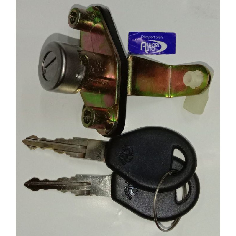 NISSAN VANETTE C22 1988"- TRUNK LID LOCK WITH KEY/REAR BONNET LOCK KEY ...