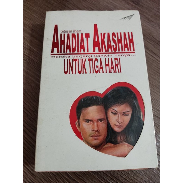 Novel Melayu rare 🔥koleksi Ahadiat Akashah | Shopee Malaysia