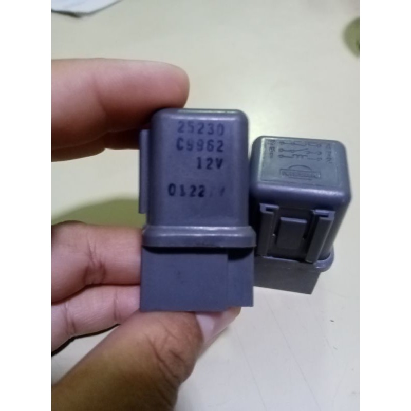 Relay NISSAN Relay NISSAN 25230-C9962 12V 6 Pin Used Japan | Shopee ...