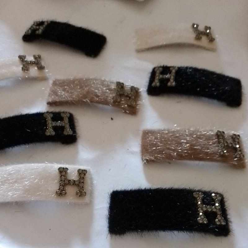 🥳 Ready stock 🥳 Korean style Hfont brand hairpin (pinB003) | Shopee ...