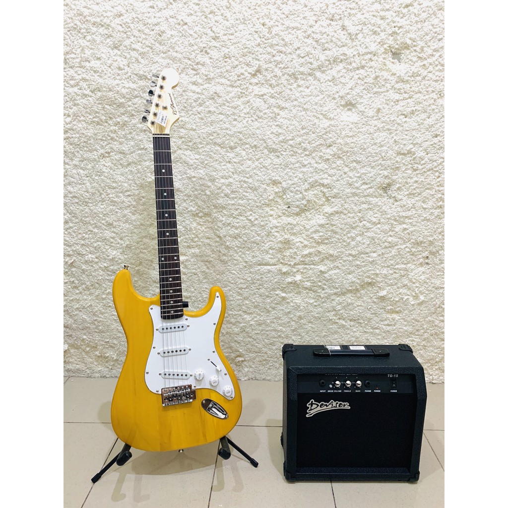 RC Storm Electric Guitar with free bag Including 15Watt Amplifier ...