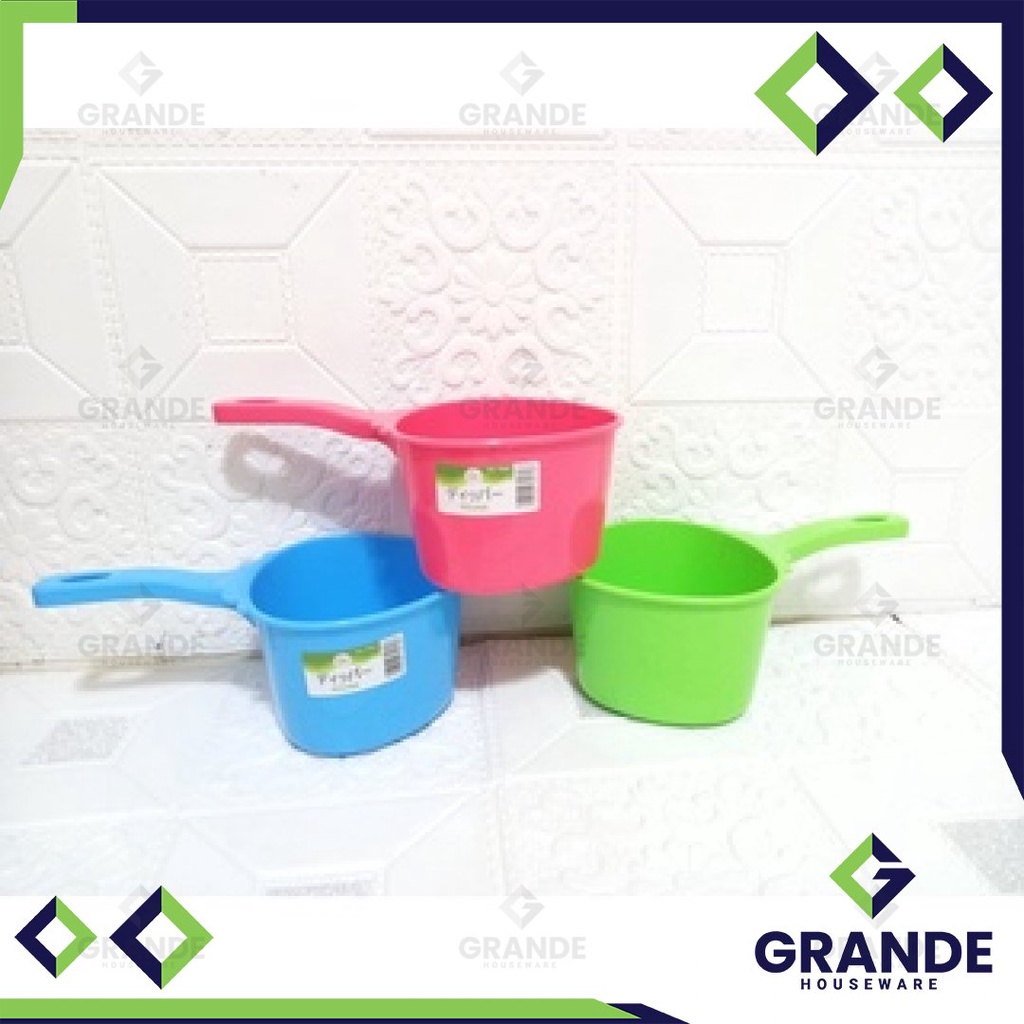 Grande Unique Colorful Plastic Bath Water Dipper | Shopee Malaysia