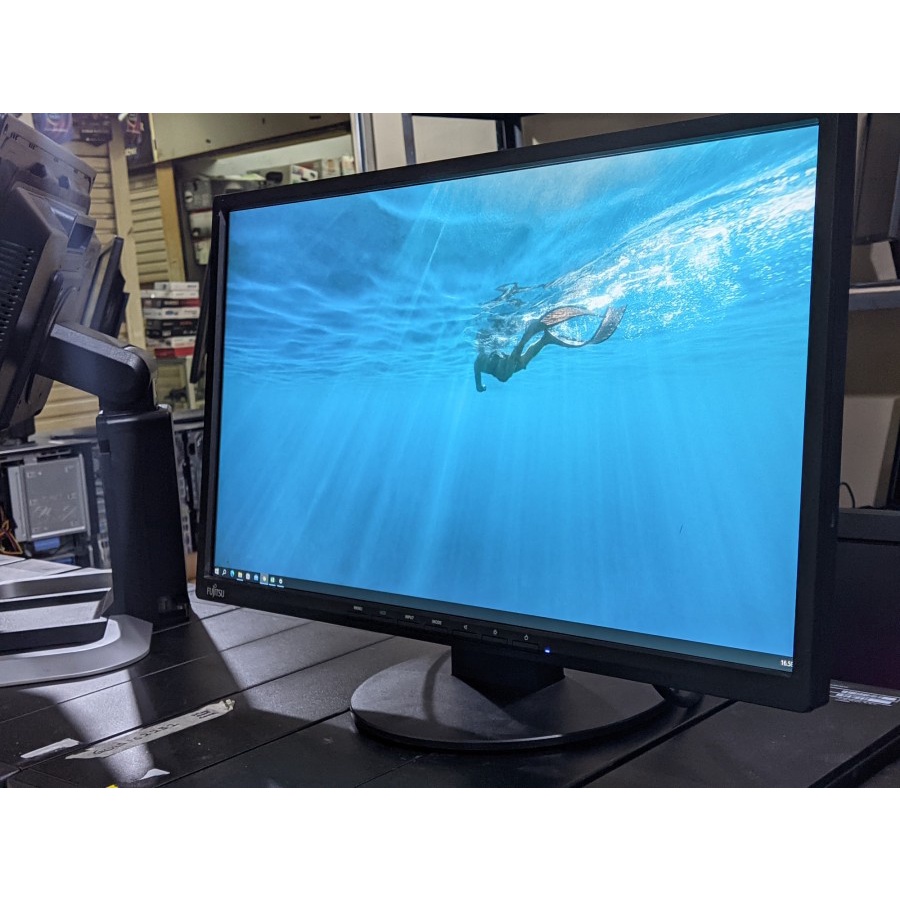 Fujitsu 22 inch Monitor / 22 inch LCD Monitor VGA DVI DP Full HD ...