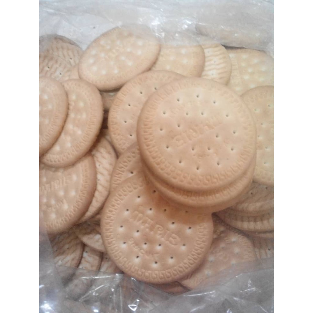 biskut marie / biskut mary besar / biskut tin timbang 1 kg | Shopee ...