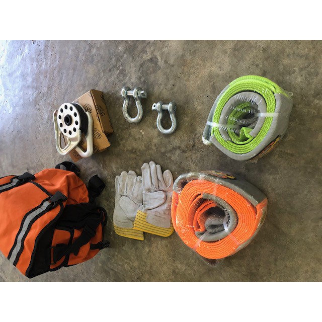 Pajero Hilux Trooper Landcruiser 4x4 Offroad Traveller Camping Recovery ...