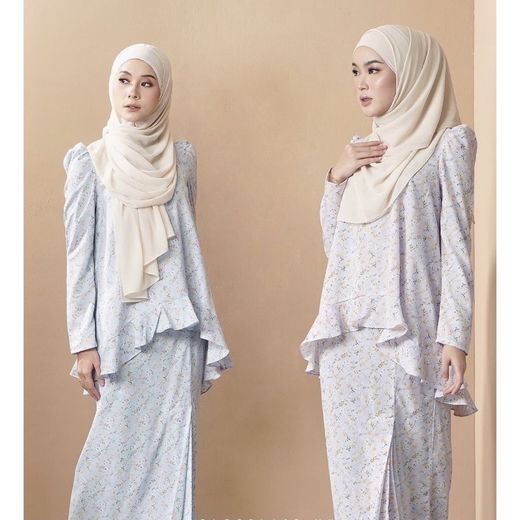 Nadene Ruffles Baju kurung moden puff floral corak chiffon silk raya ...