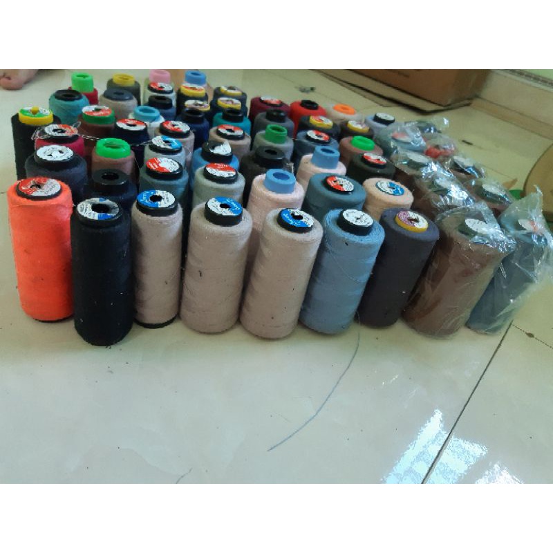 1kg Industrial Sewing Thread With Messy Color Surplus. Company Standard ...