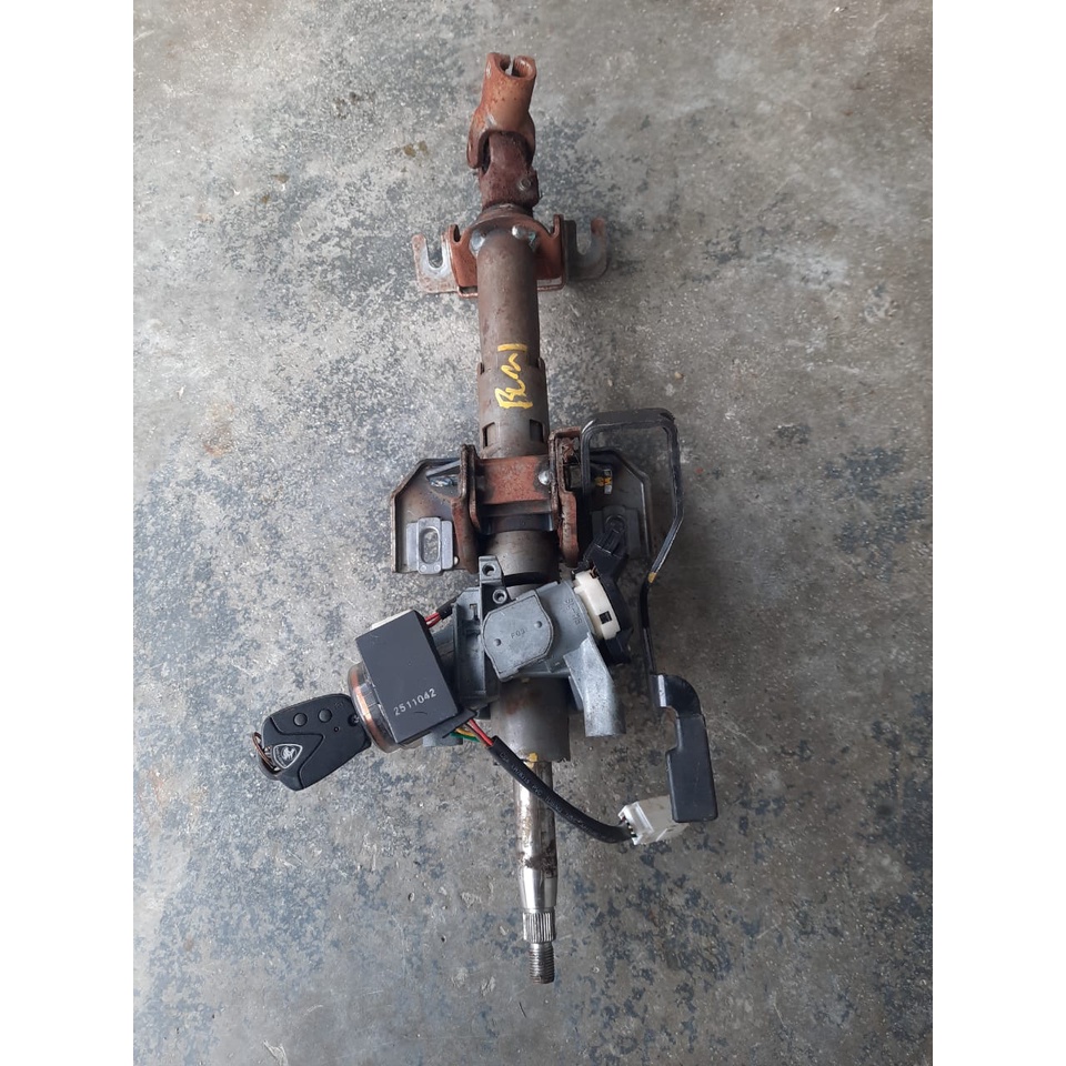 PROTON SAGA BLM STEERING SHAFT COMPLETE WITH KEY(used) | Shopee Malaysia