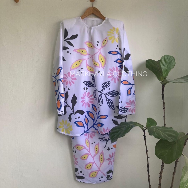 mini kurung batik lukis exclusive | Shopee Malaysia