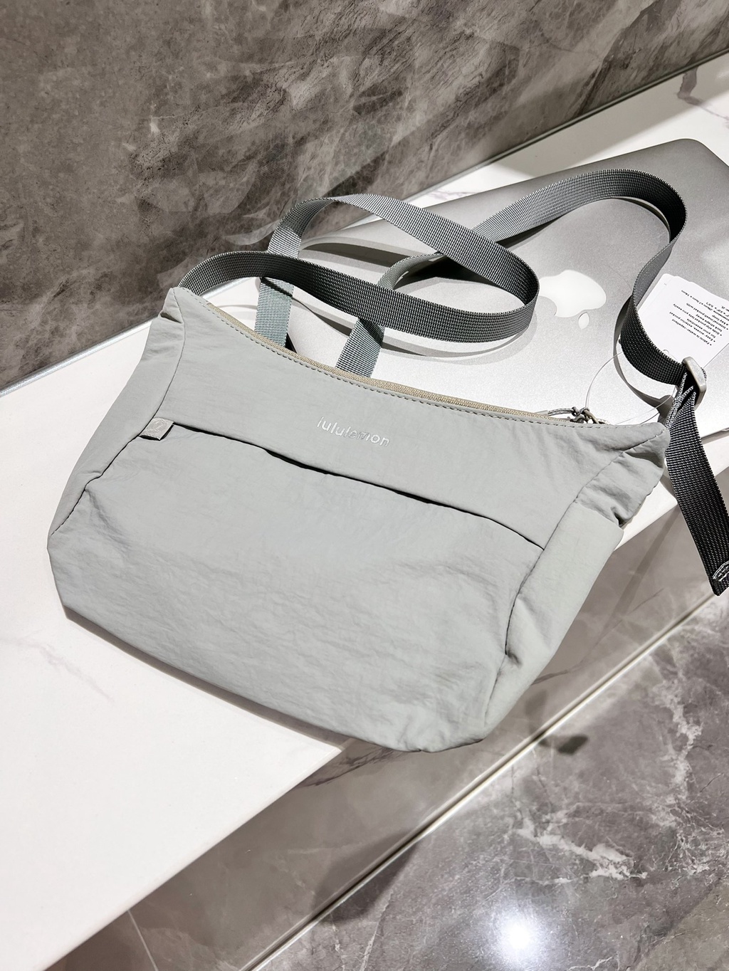 lululemon Sling Crossbody Bag 2L 3Color | Shopee Malaysia