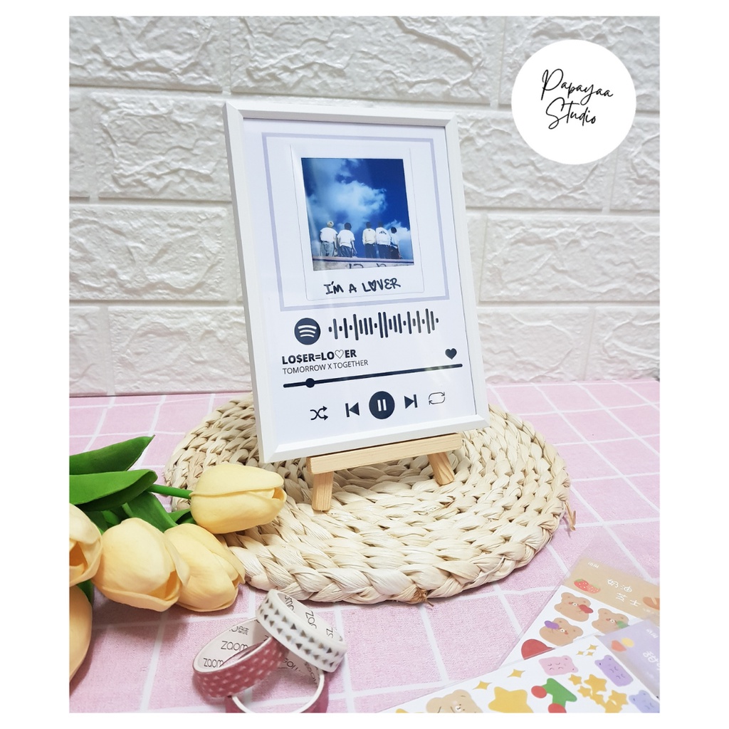 CUSTOMIZE SP0TIFY PHOTO FRAME GIFT BOX WITH WOODEN STAND ( WITH SP0TIFY ...