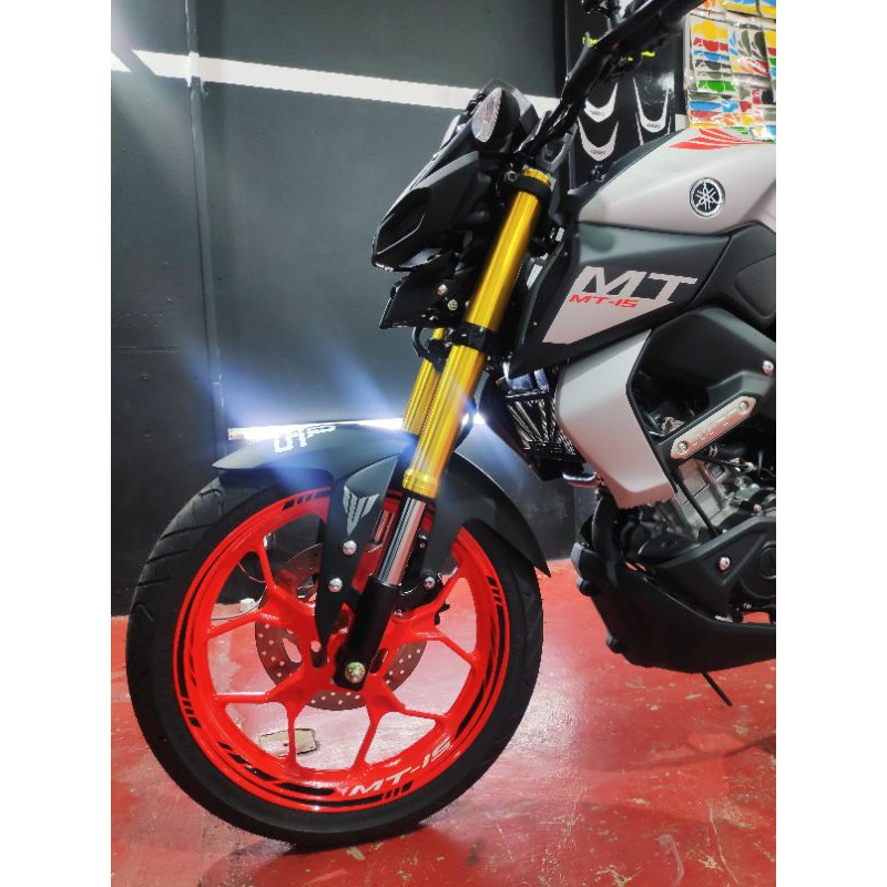 Sticker Rim Yamaha MT-15 MT15 4P Tornado Hitam- Hitam Putih | Shopee ...