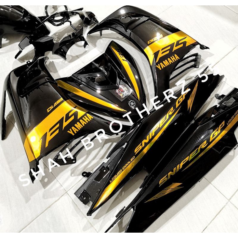 COVERSET LC 135 V2/V3/V4/V5/V6/V7 SNIPER GOLD CHROME HITAM METALLIC 🔥 | Shopee Malaysia