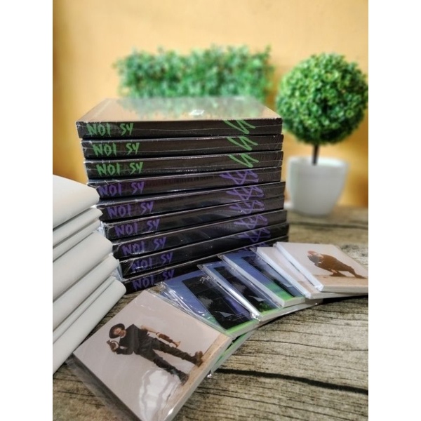 Sealed ALBUM Stray Kids NOEASY (+ FOLDED POSTER & POB JYP) | Shopee ...