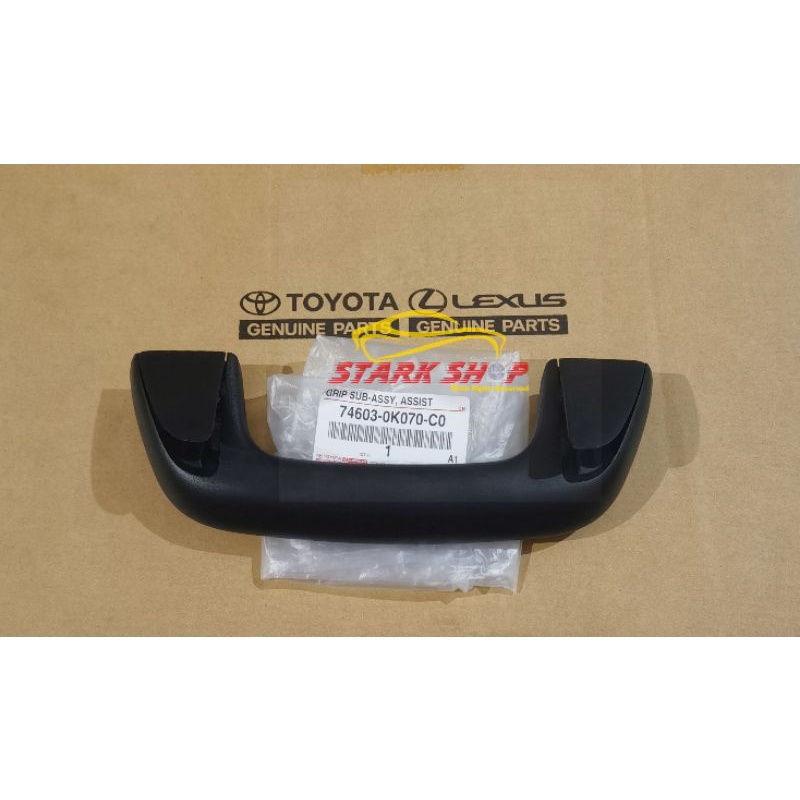 ORIGINAL TOYOTA HILUX REVO GUN125 FRONT PILLAR HANDLE INNER. GUN126 ...