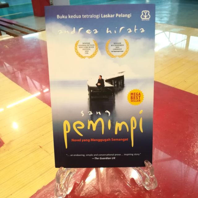 BUKU INDONESIA : SANG PEMIMPI - LASKAR PELANGI 2 (ANDREA HIRATA ...