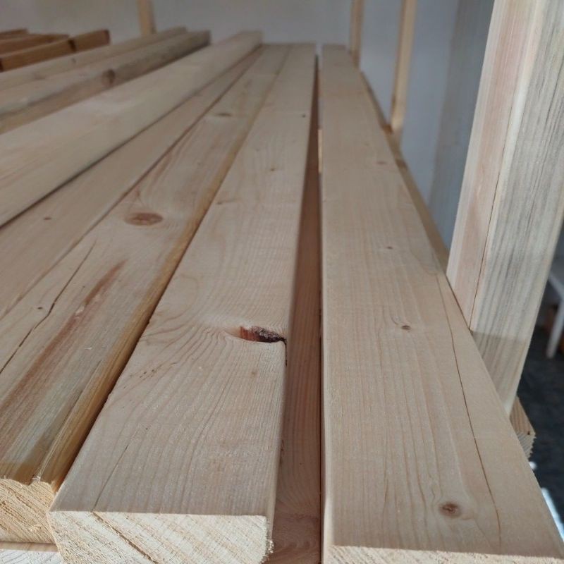 Kayu pallet pine baru /dah siap diketam 4 sisi 🔥🔥🔥 saiz nominal 1.5" x ...