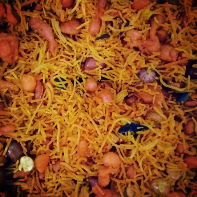 Muruku mixture 100% HALAL india famous sweet 250g | Shopee Malaysia