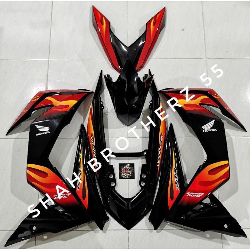 COVERSET RS150 V1/V2 HITAM MERAH API CUSTOM 🔥 | Shopee Malaysia