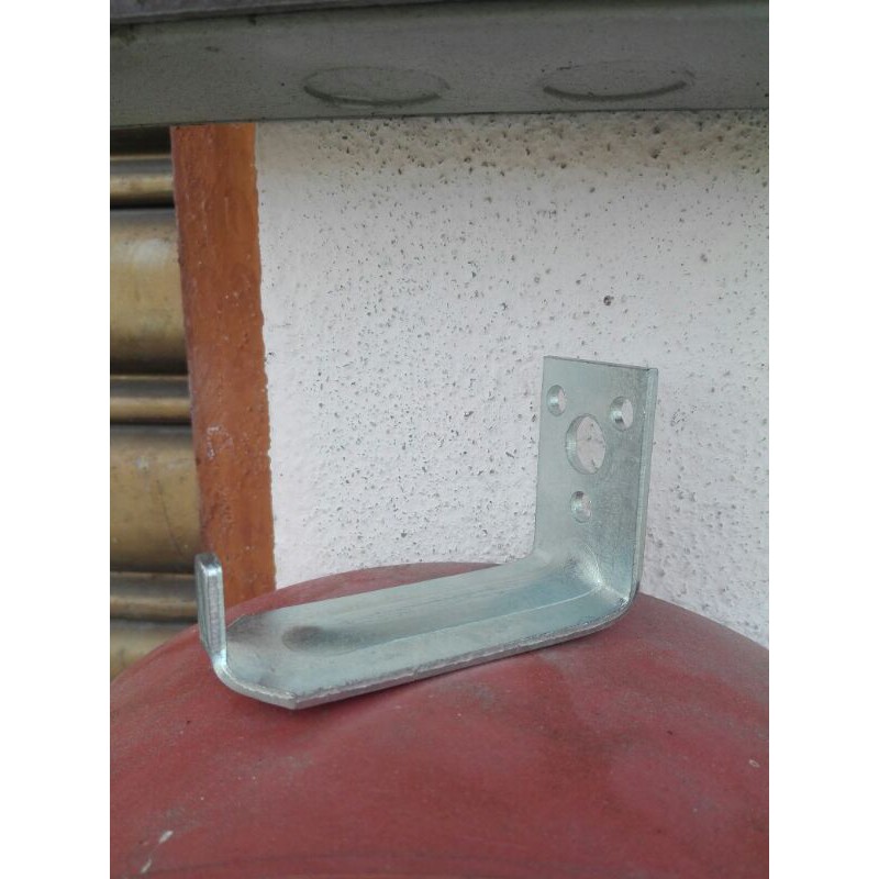 besi penyangkut pemadam api hanger fire extinguisher | Shopee Malaysia