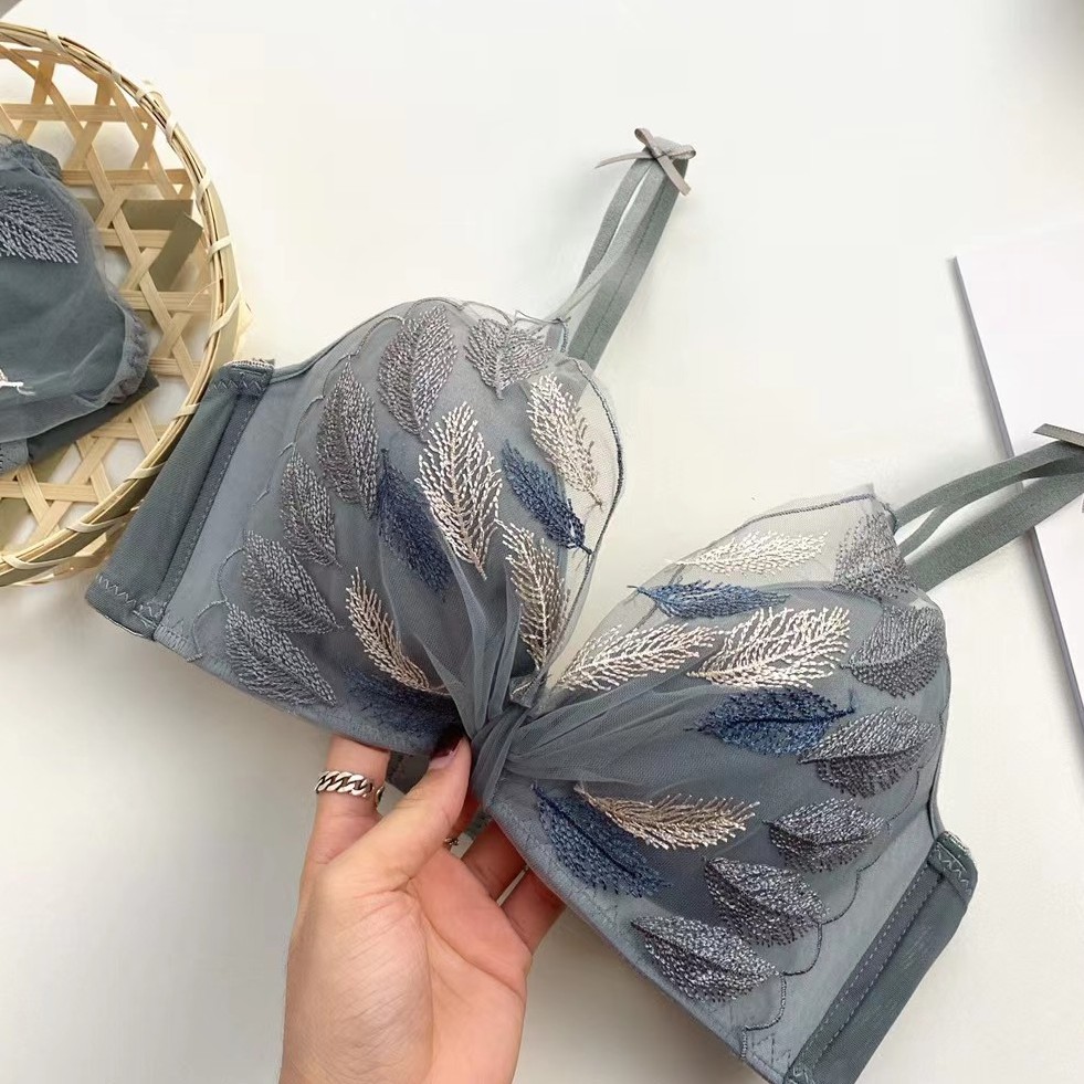 New Sexy Lace Small Chest Wireless Beauty Back Wrapped Chest
