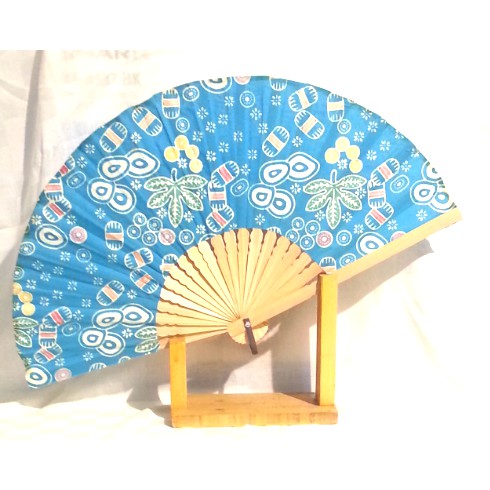 TRADITIONAL BATIK HAND FAN | Shopee Malaysia
