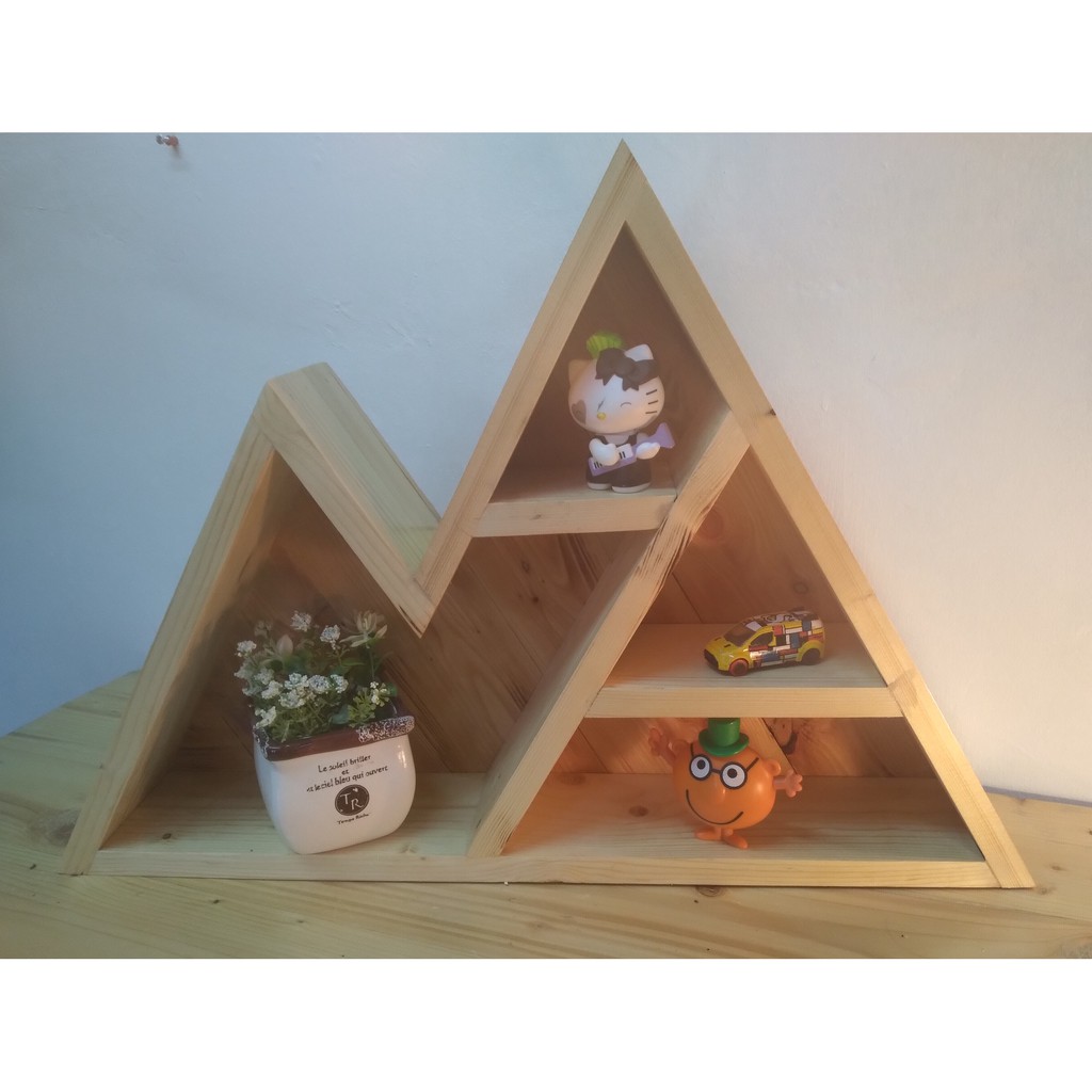 Rak Display Bentuk Segitiga/Bentuk Imitasi Gunung Dari Kayu Pine. Saiz ...