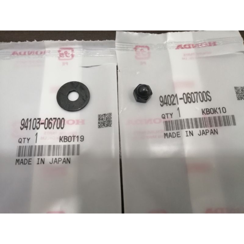 Dorm Nut dan washer Rear Fender Ex5 Dream - 94021-060700S/94103-06700 ...