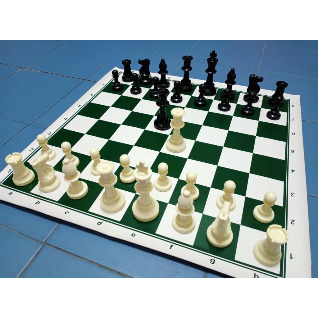 CERDIKCATUR Chess set : chess pieces and roll mat (Set buah catur dan ...