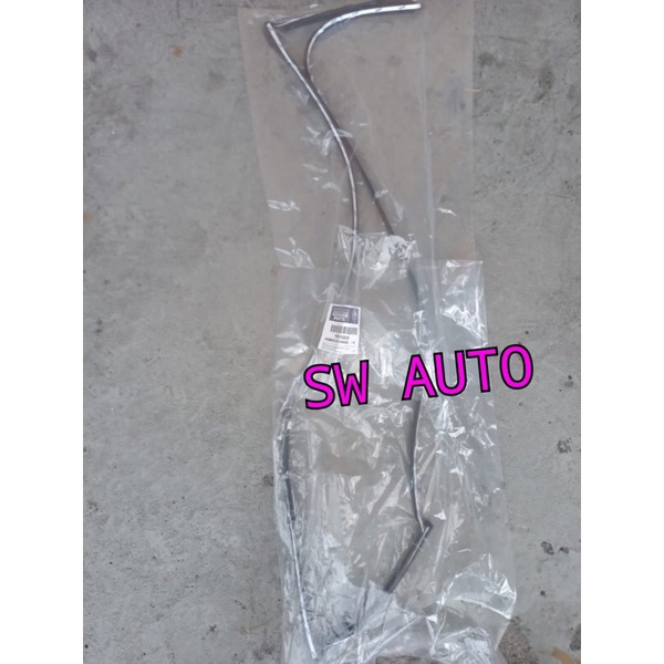 Proton Iswara Aeroback rear bonnet reflector rubber garnish Original ...