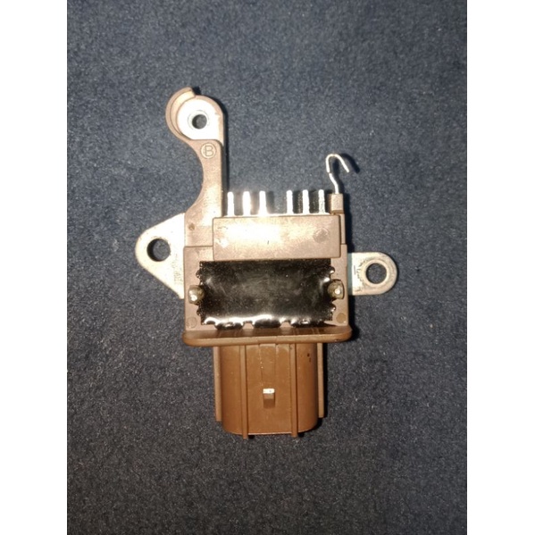 I.C REGULATOR HONDA CRV/TOYOTA VIOS/TOYOTA RAV4 | Shopee Malaysia