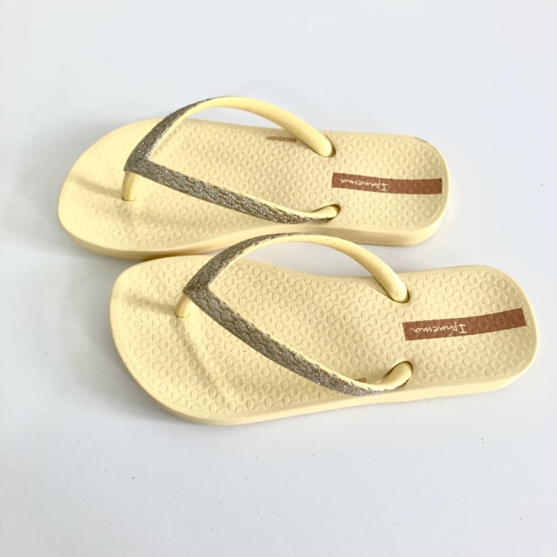 IPANEMA ANT LOLITA KIDS Girls Brazilian Slippers Brazil Size 29 ...