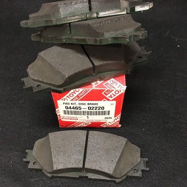 Original Toyota Altis Brake Pad Front 2007-2017 - Original Malaysia ...