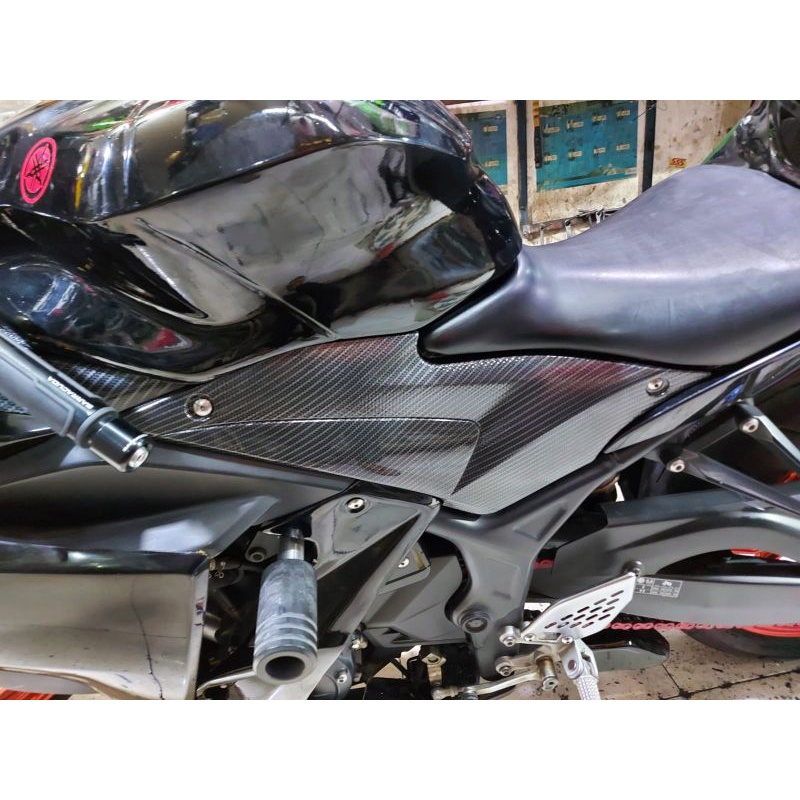 BODY SIDE R25 COVER SIDE R25 PAIR ORIGINAL YAMAHA CARBON | Shopee Malaysia