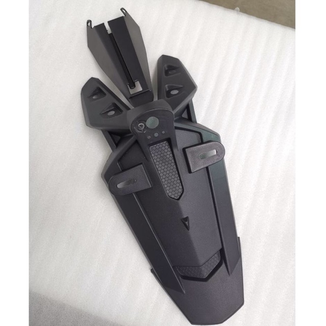 REAR FENDER (EKOR) Y15 Y15ZR EXCITER VIETNAM REAR MARKAT Vietnam kecil ...