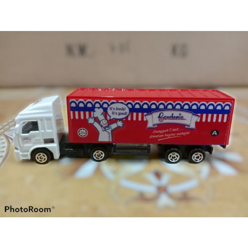 REPLIKA TRACK LORI TRELER GARDENIA (BODY MERAH) ( 1:64 SCALE ) DieCast ...
