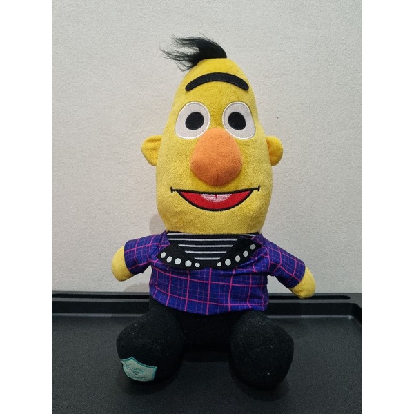 [Ready Stock] FuRyu Shinee x Sesame Street Mascot Plush (Bert x Key ...