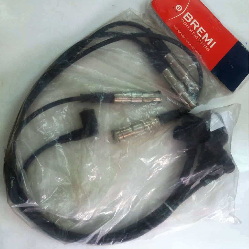 W123 W124 230E, W201 190E Mercedes M102 ignition plug cable Bremi BR258 ...