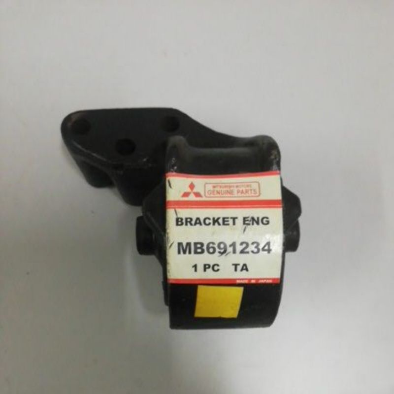 Proton wira 2.0 diesel 4d68 engine mounting, Left (timing) | Shopee ...