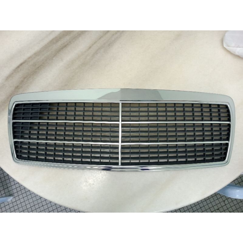 Mercedes-Benz W210 Original Pre Facelift Grill/Grille Mercedes Parts ...