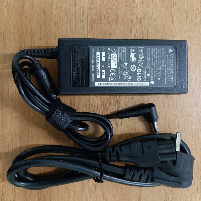Original fujitsu 19v-3.22a adapter with free power cable | Shopee Malaysia