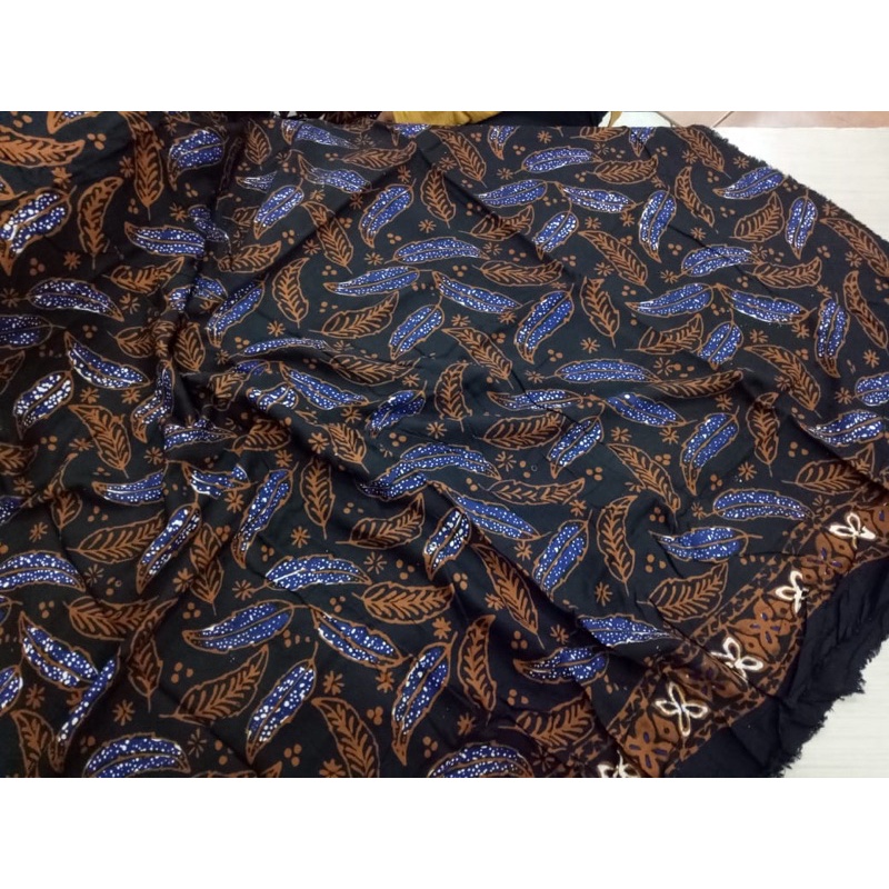 Classic paris batik Cloth | Shopee Malaysia